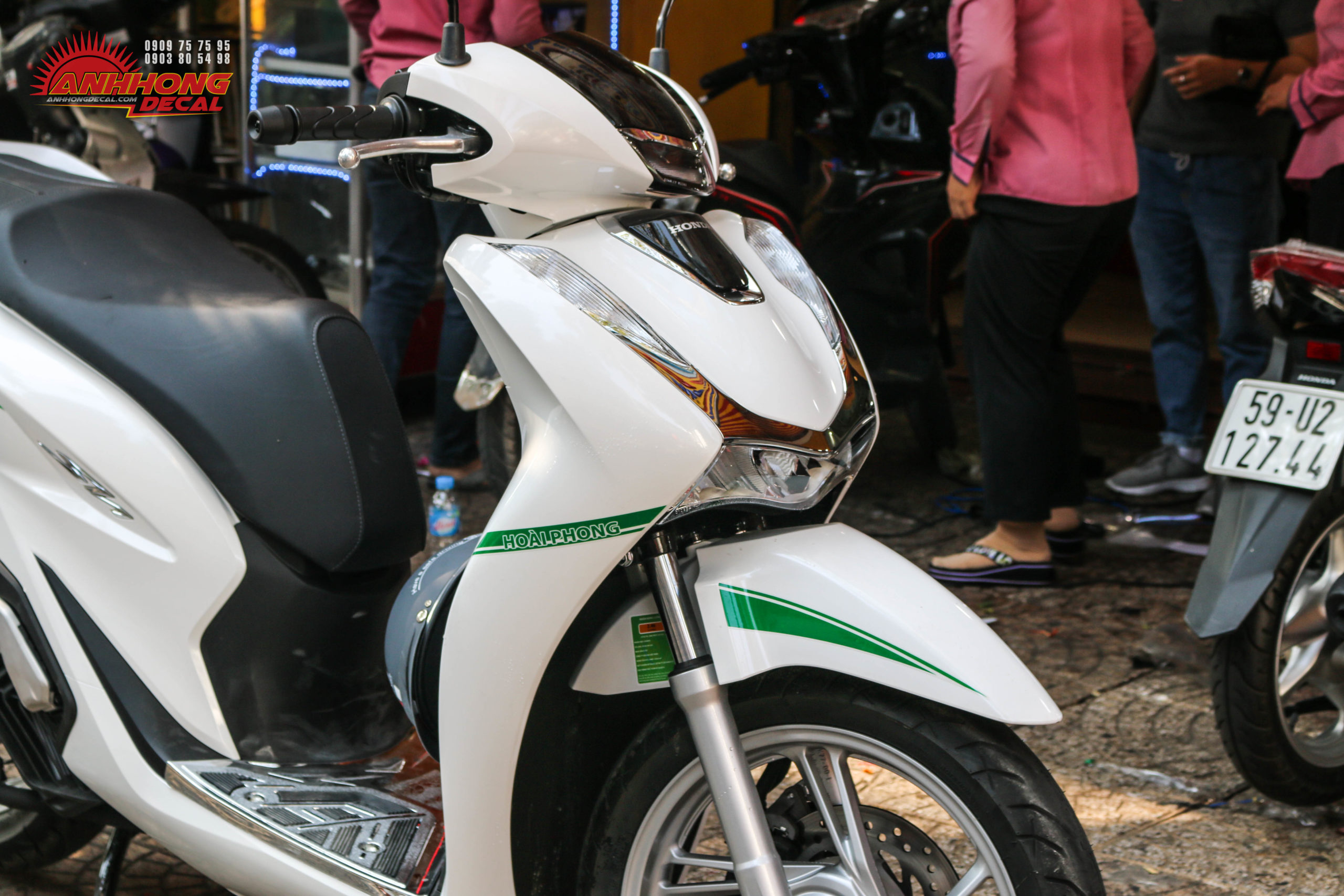 SH 2020 008 - AH DECAL