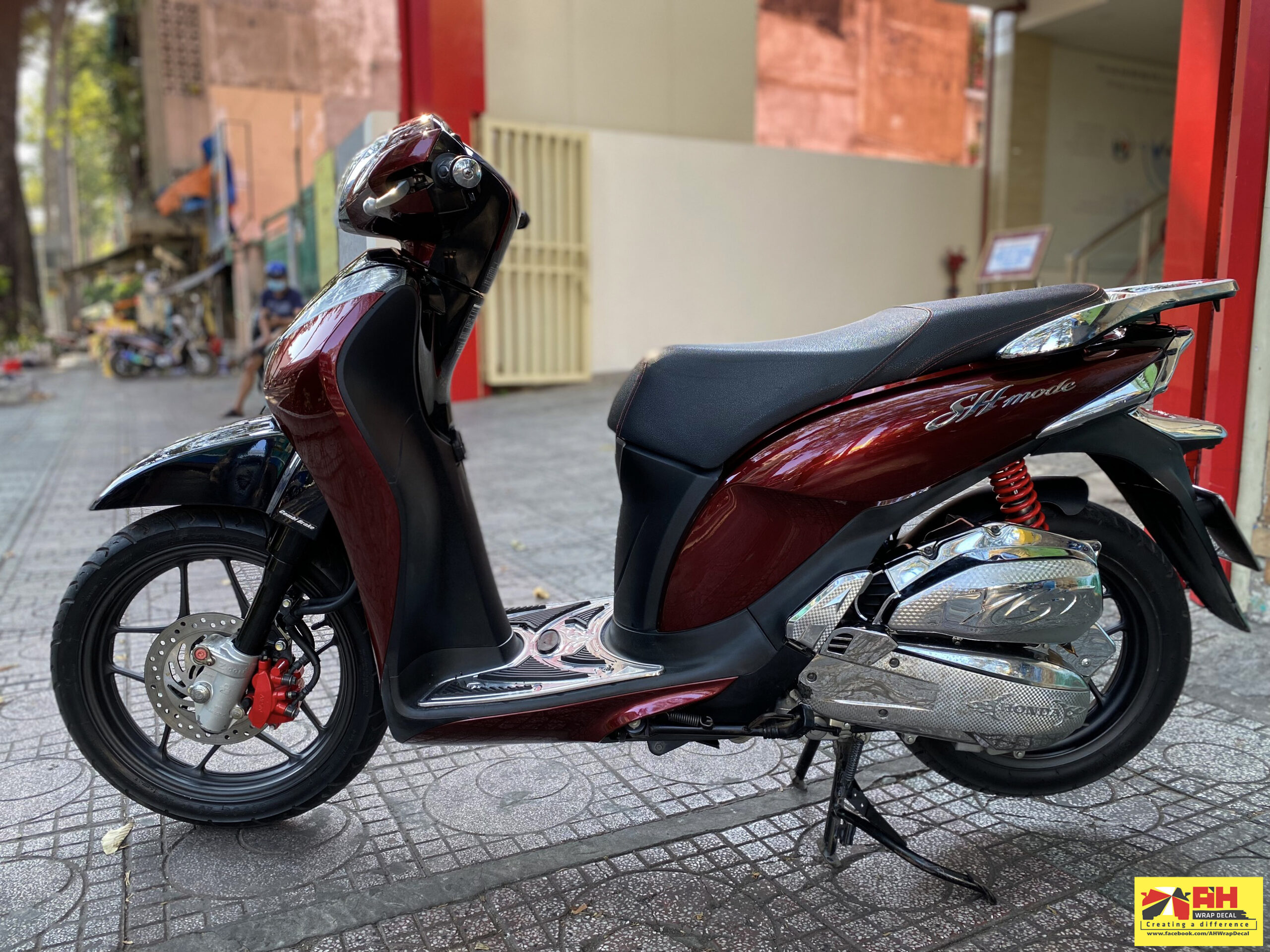 SH Mode Đỏ Cherry Pha Lê - AH DECAL