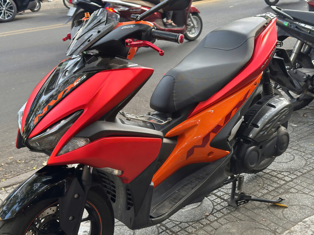 Yamaha NVX Đỏ Satin Metallic - AH DECAL