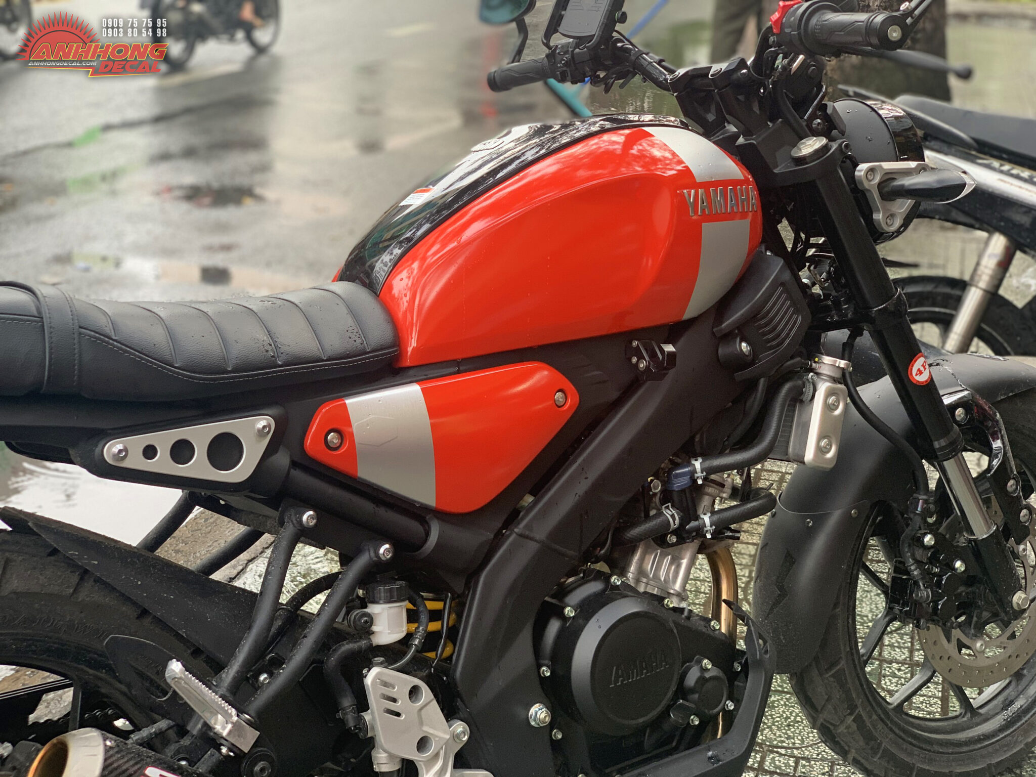 XSR 155 003 - AH DECAL