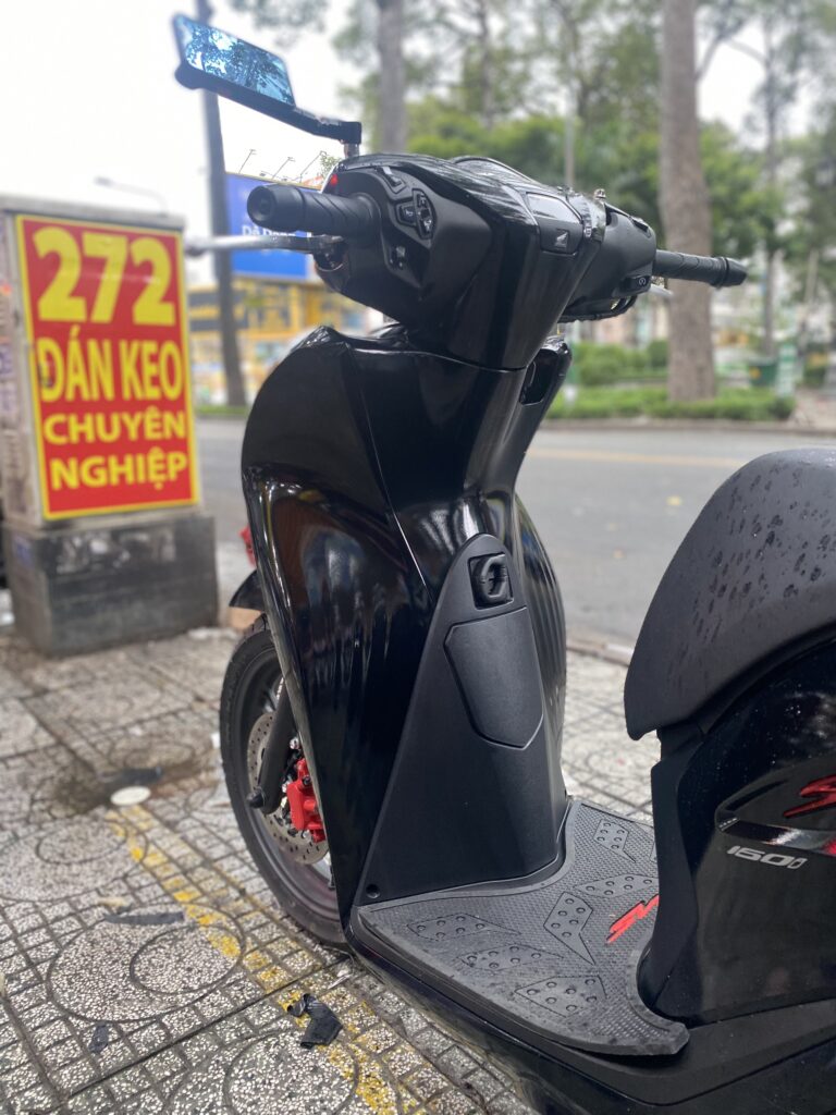 SH 160i Đen Bóng - AH DECAL