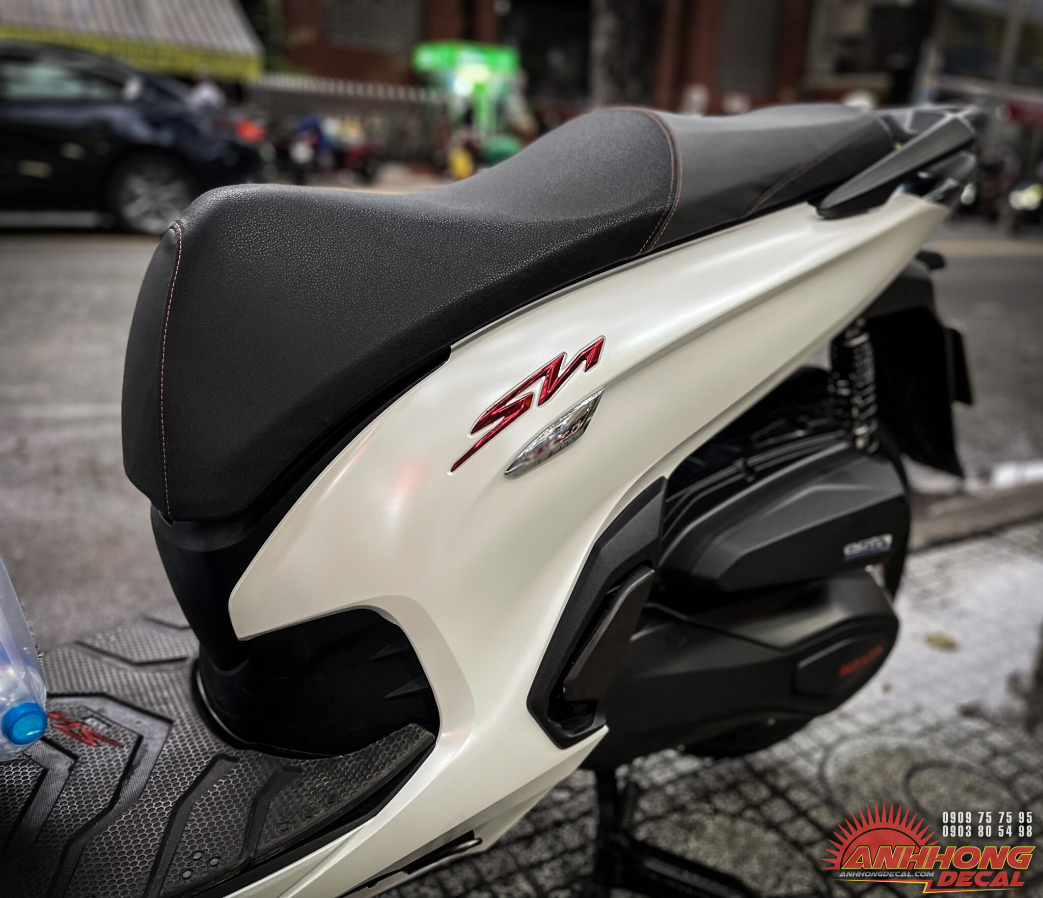SH 350i Trắng Satin - AH DECAL